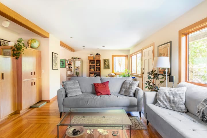 Central Berkeley Retreat - Berkeley, CA