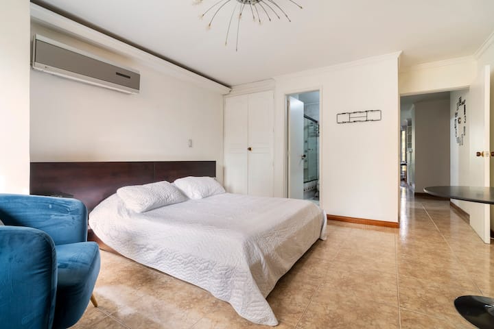 Private With Ac In Poblado -3 Min From Lleras Park - Medellín