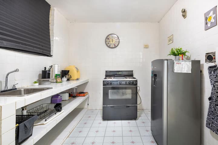 Departamento Para 6 Cerca Arena Mty Y Santa Lucía - Monterrey