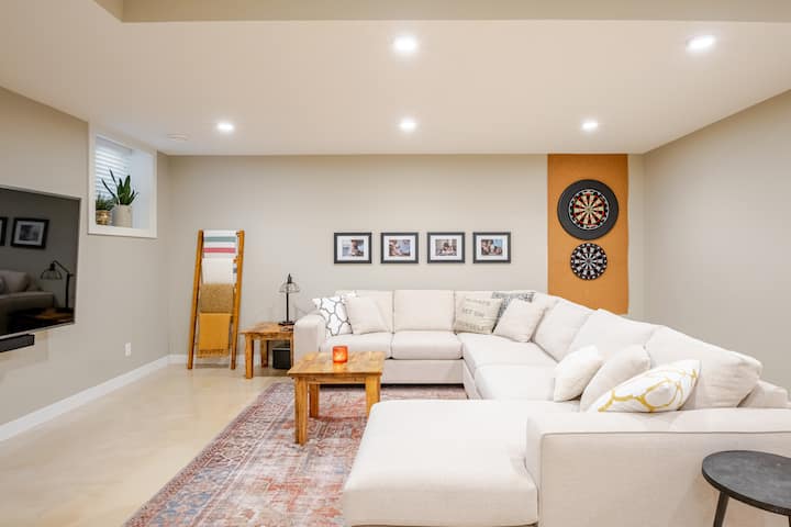 Central 2 Bedroom Suite - Inner City Sw Calgary - カルガリー