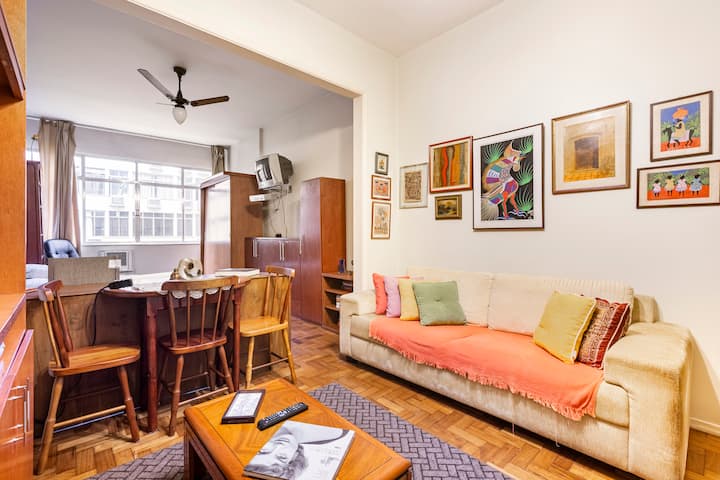 Apartamento Em Copacabana A Duas Quadras Da Praia - Rio de Janeiro