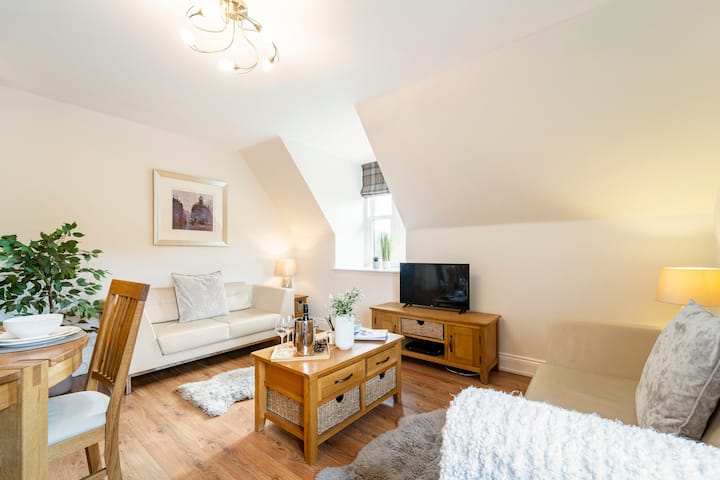 Beautiful Two Bedroom Apartment In Ballater. - Ballater