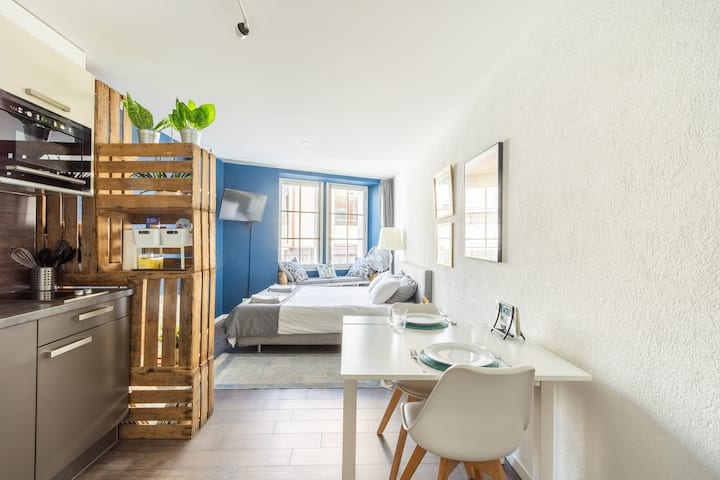 Stylish & Cozy Central Studio Ideal For Long Stays - Lausanne
