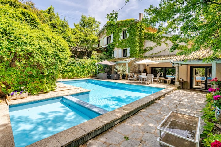 Propriété De Charme Dans Son éCrin De Verdure - Lyon