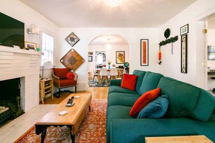 Brickhaven, A Quiet Bungalow With A Cool Vibe! - Springfield, MO