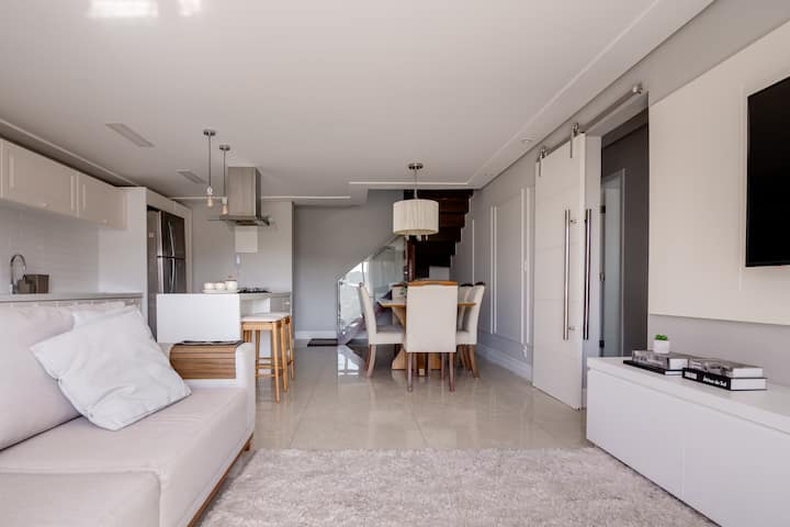 Linda E Luxuosa Cobertura Na Praia Do Forte!! - Cabo Frio