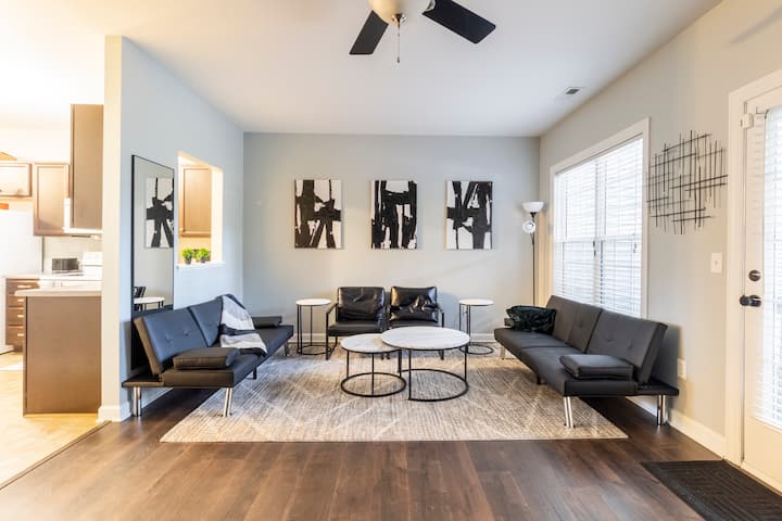 Simple+elegant Townhouse | < Dt Raleigh | Ncsu - Raleigh