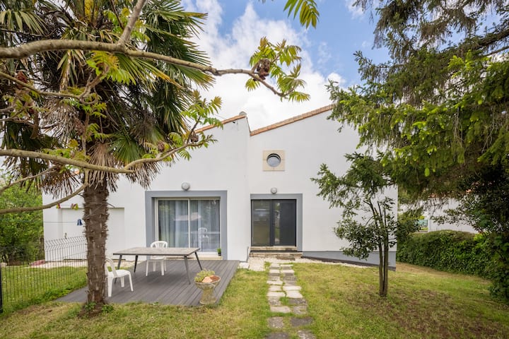 Maison Tout Confort Sur Royan Avec Terrasse - Royan
