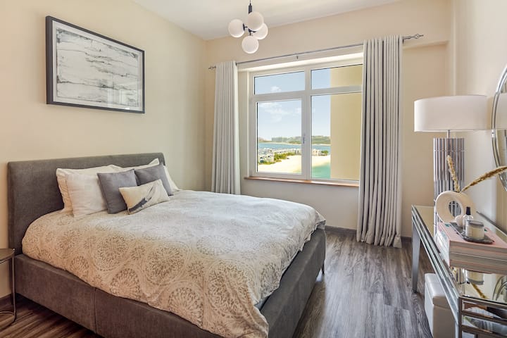 Ocean View Apartment With Private Beach Access - Dubái