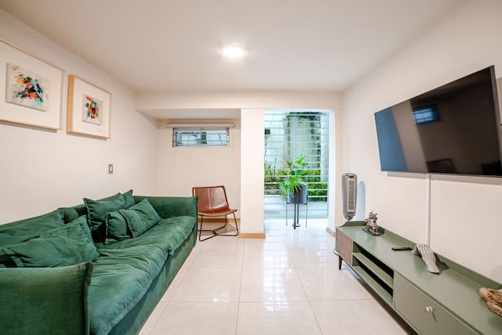 Beautiful Ground Floor Apartment In Providencia - Guadalajara