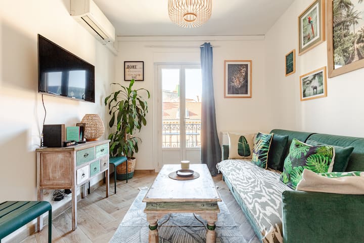 Tropical Chic, Balcon Dans Le Quartier Iconic - Nice