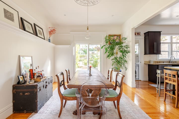 Bright, Spacious 5 Bd/3ba City Oasis W/ Sunny Yard - San Francisco, CA