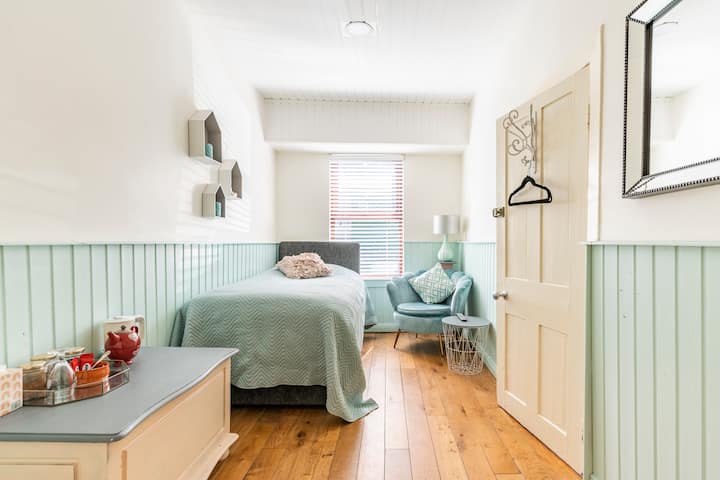 City Centre Single Room En-suite(room Only) -
