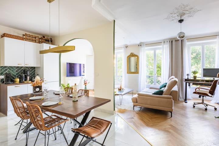Parisian Chic & Spacious In Center City 11th Arr - Paris 20e Arrondissement