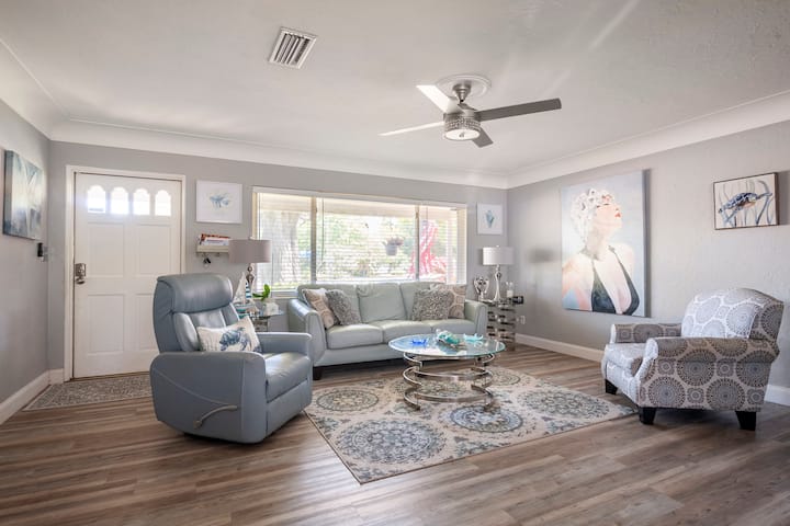 Little Paradise-private Room - St. Petersburg, FL