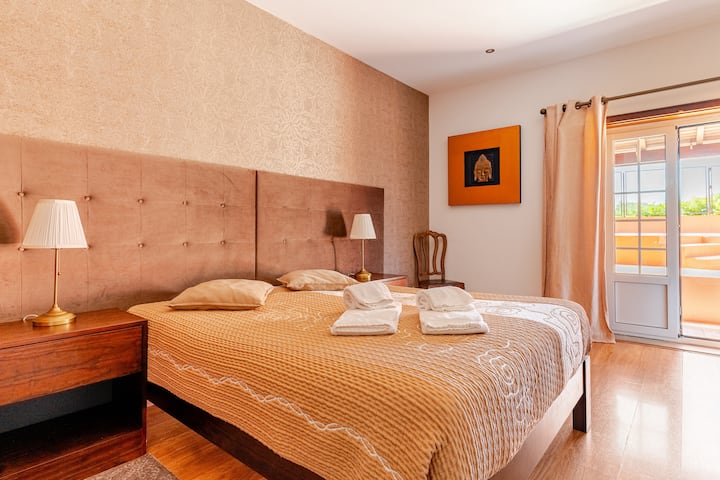 Apt T1+1 With Terrace In City Centre - Porto