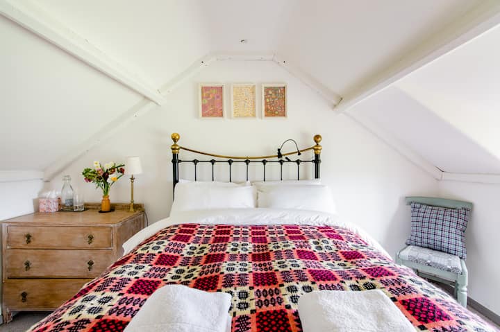Wye Valley Traditional Airbnb Homestay - Builth Wells