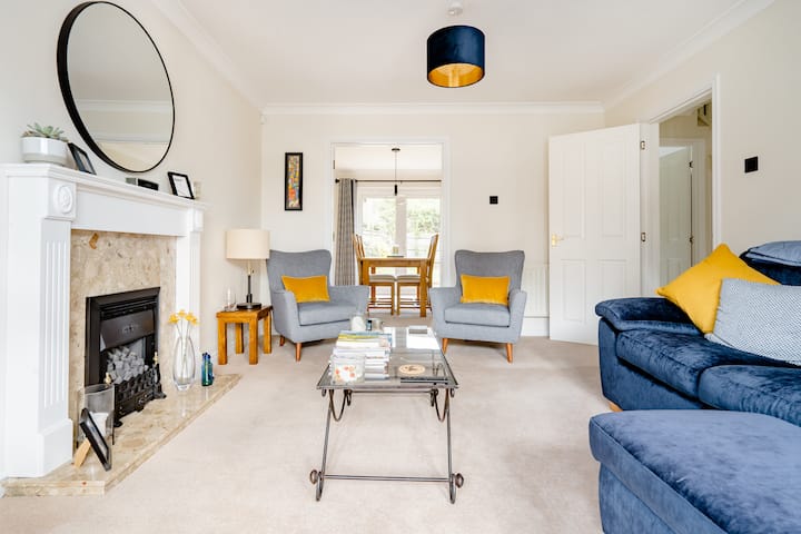Double Bedroom With Parking, Near Bicester Village - Bicester
