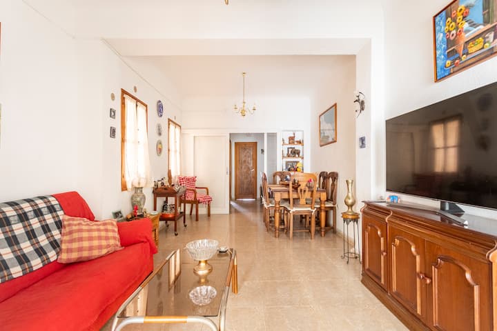 Lovely Bedroom In A Quiet And Vibrant Area!! - Alicante