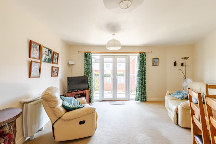 Lovely Spacious 2 Bedroom Flat In Rose Hill Oxford - Oxford