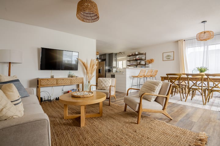 Tranquil 3 Bedroom Beach Cottage Close To Beach - Morro Bay, CA
