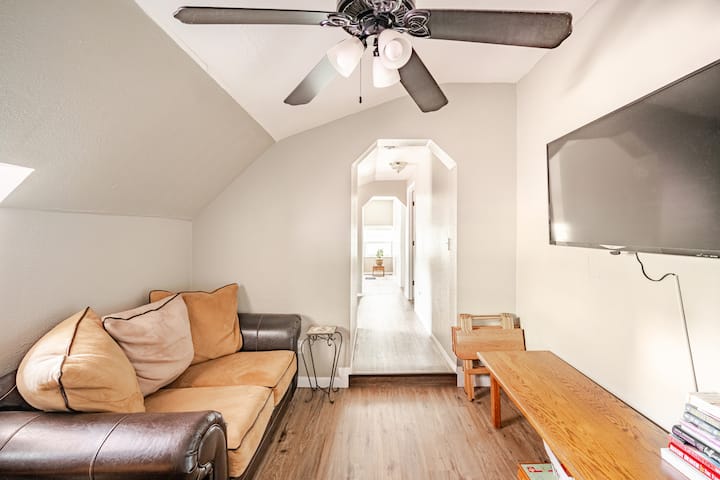 Relaxing 3 Bdrm Suite W Pool, Hot Tub & Fire Pit! - Zephyrhills, FL