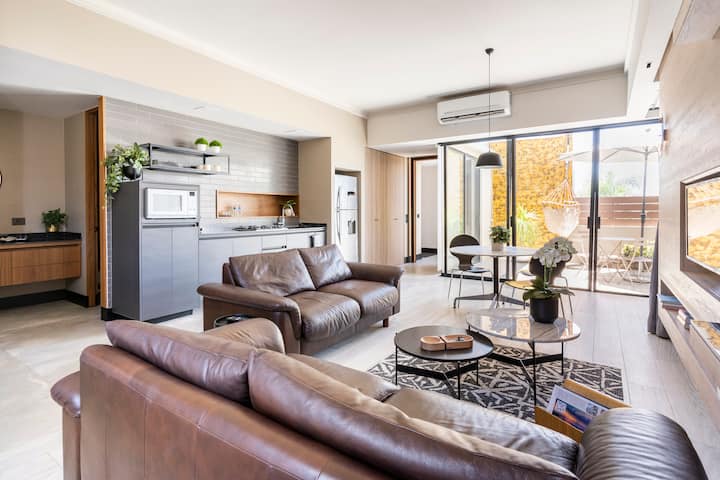 “Experience Ajijic – Modern Loft -Terrace & A/c - Ajijic