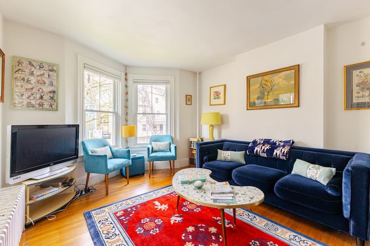 Charming 3 Br Apartment/east Side - Rhode Island