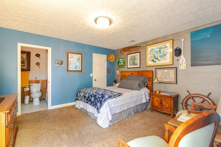 Quiet One Bedroom In Residential Home With Deck - Murrells Inlet, SC