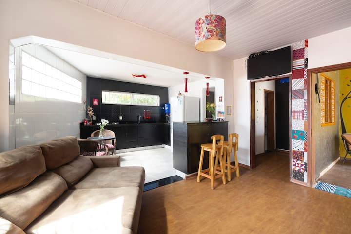 Seu Cantinho Em Bh: Casa Completa C Wifi E Garagem - Belo Horizonte