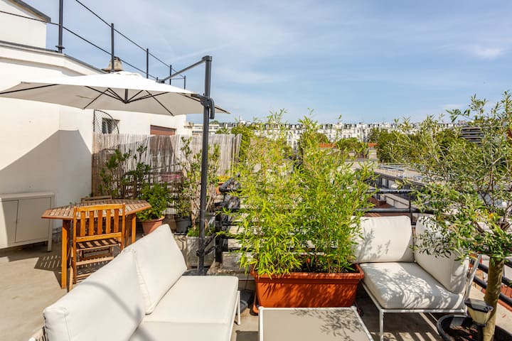 Appartement-terrasse Sur Les Toits De Belleville - Paris
