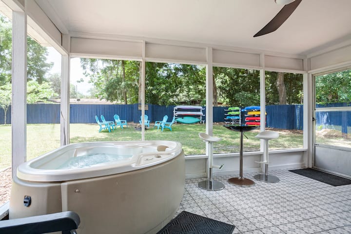 2br, Hot Tub, Kayaks & Games—walk To Rainbow River - Dunnellon, FL