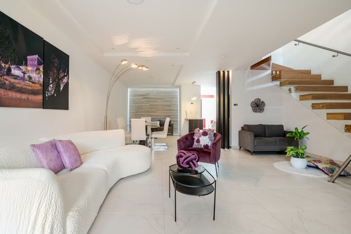 Casa + Suite Integrada • Grupos Hasta 13 Huéspedes - Cuenca