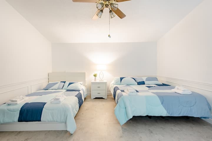 Master Suite Room - Orlando, FL