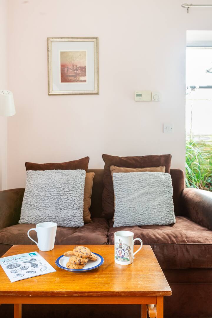 Cosy Annex Near Sea With Easy On Street Parking - Lyme Regis