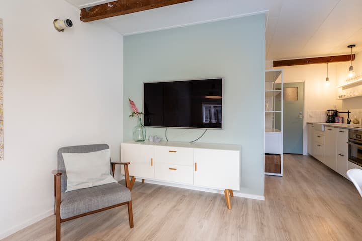 The Old Factory “Energy Neutral Tinyhouse”