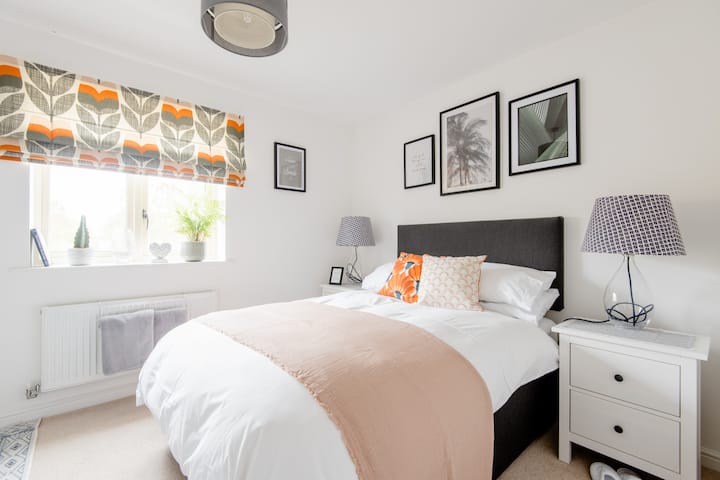 Lovely Room 10 Minutes Walk From Train Station - Chipping Norton
