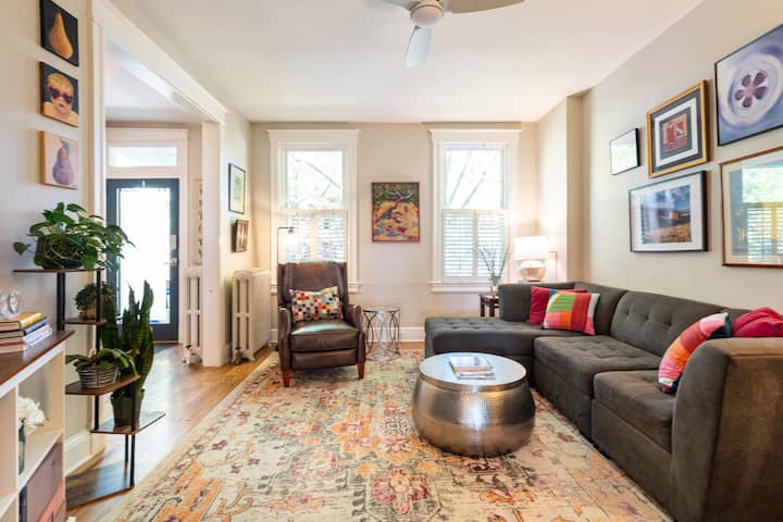 3br W/ King Bed - 160+ 5 Stars - 25 Yards To Metro - Washington DC