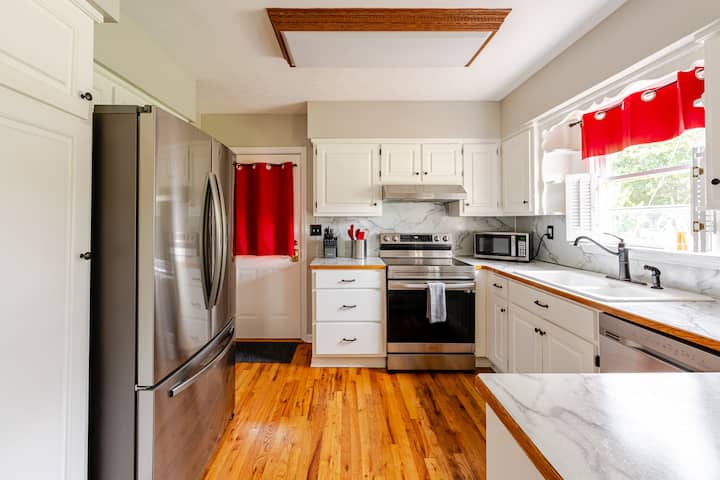 Comfortable 2 Bedroom Home In A Convenient Area. - Columbus