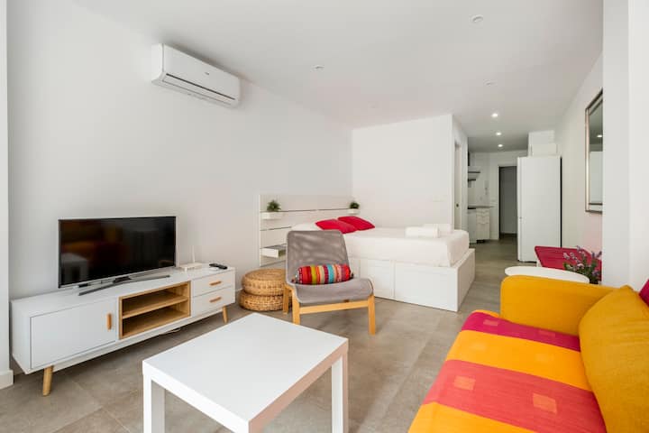 Sunny Loft Near City Center - Málaga