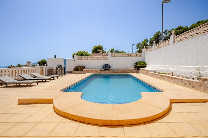 Nuovissima Villa, Piscina, Jacuzzi, Vista Mare 4 Letto 2 Bagni / Calma Garantita - Altea