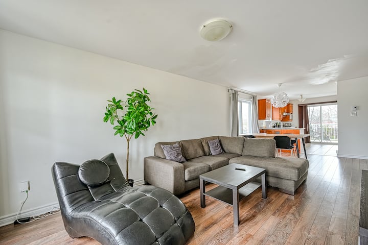 Lovely 2-bedroom Unit 10min Away From Dt Ottawa! - Gatineau