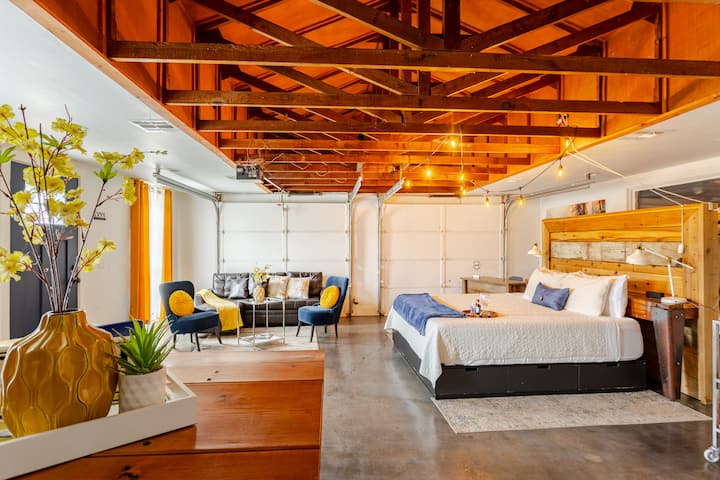 Modern & Historic - Amazing Studio Near State Fair - Bethany, OK