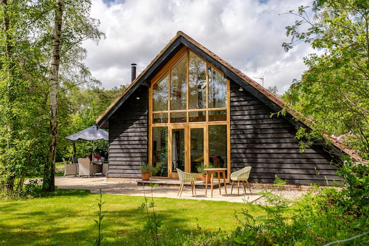 John's Barn - Paultons Park Home of Peppa Pig World