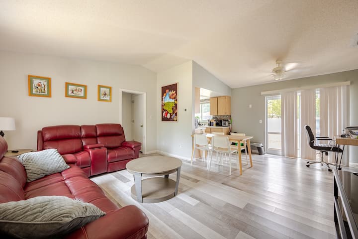 Bedroom With Private Bathroom For Rent. - Orlando, FL