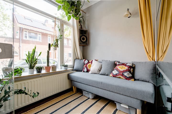 Light, Plant-filled Room In Cosy Neighbourhood - Utrecht