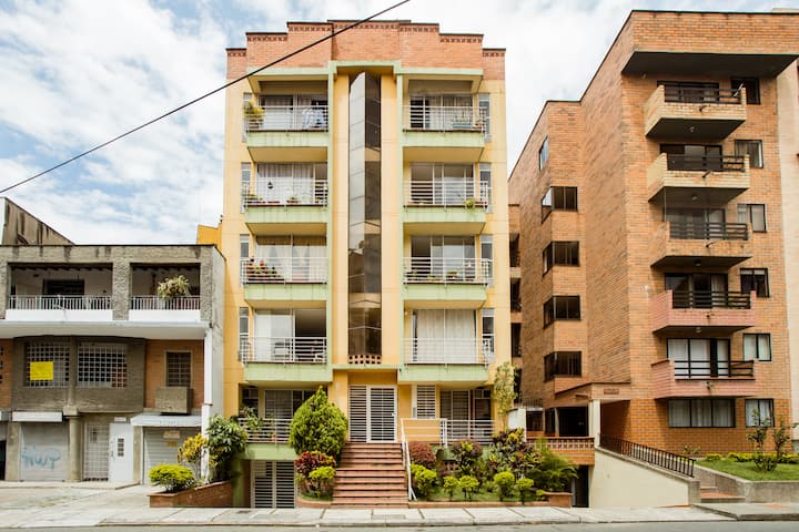 Habitación Privada En Laureles - San Joaquín - Medellin, Antioquia, Colombia