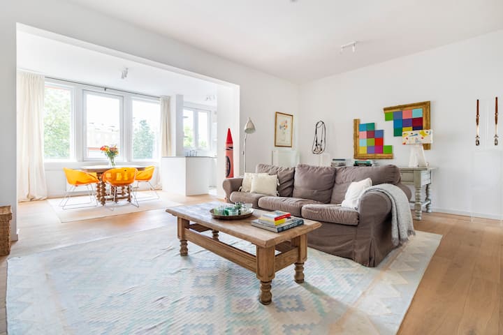 Lovely 2-bedroom Flat Near The Parks - Niel
