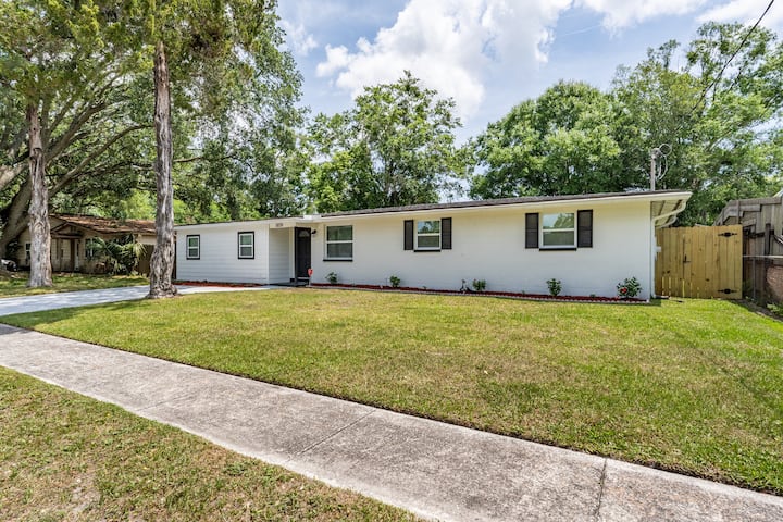 Quiet 3 Bedroom Home In West Jacksonville - Jacksonville