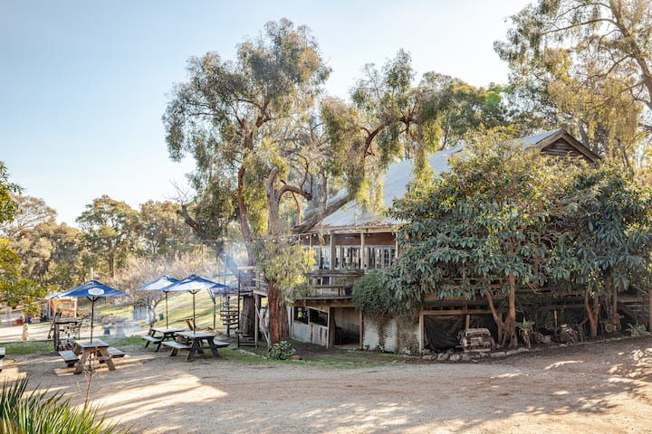 Farm Stay Party Paradise 1 Hour From Melbourne - Seymour